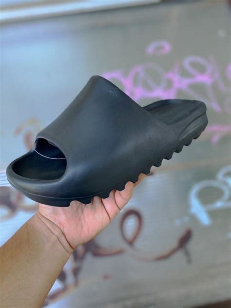 Тапки adidas yeezy slide тапочки - 1394 ₴, купить на IZI (5088152)